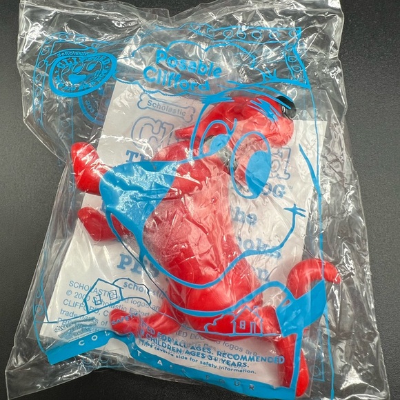 Clifford | Toys | Clifford The Big Red Dog Posable Figure Pbs Subway ...